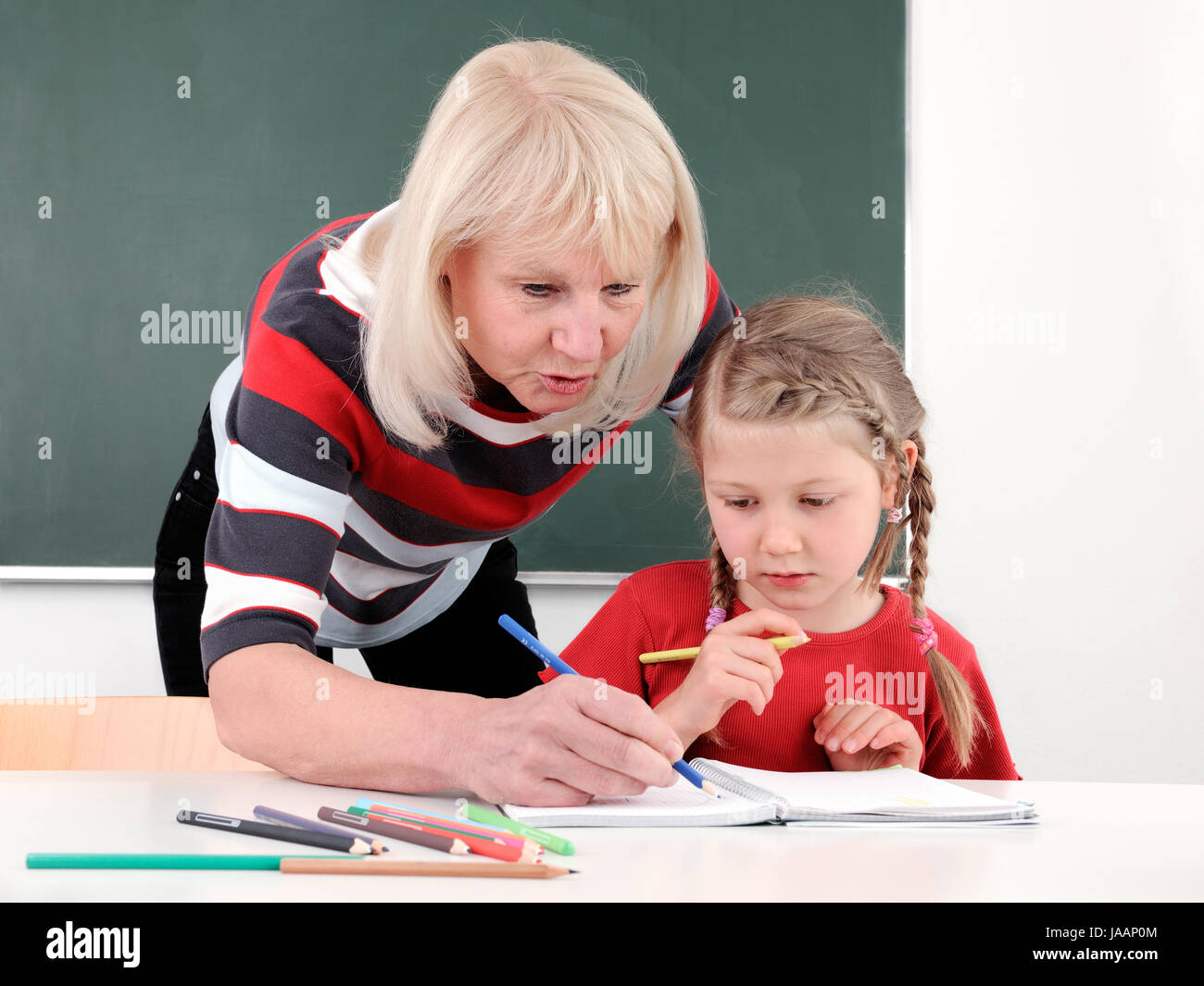 Altere lehrerin -Fotos und -Bildmaterial in hoher Auflösung – Alamy