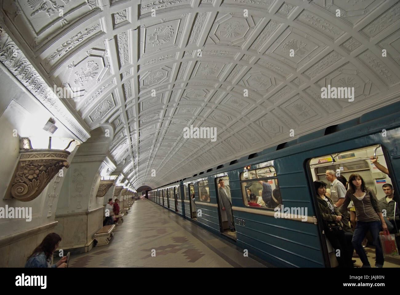 Belorusskaya moskau u bahn -Fotos und -Bildmaterial in hoher Auflösung ...