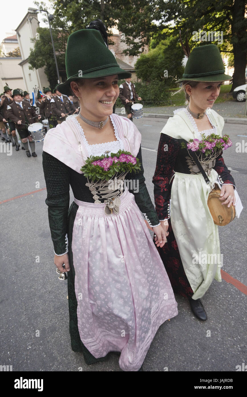Deutschland, Bayern, München, Oktober fest, Prozession, Frauen ...