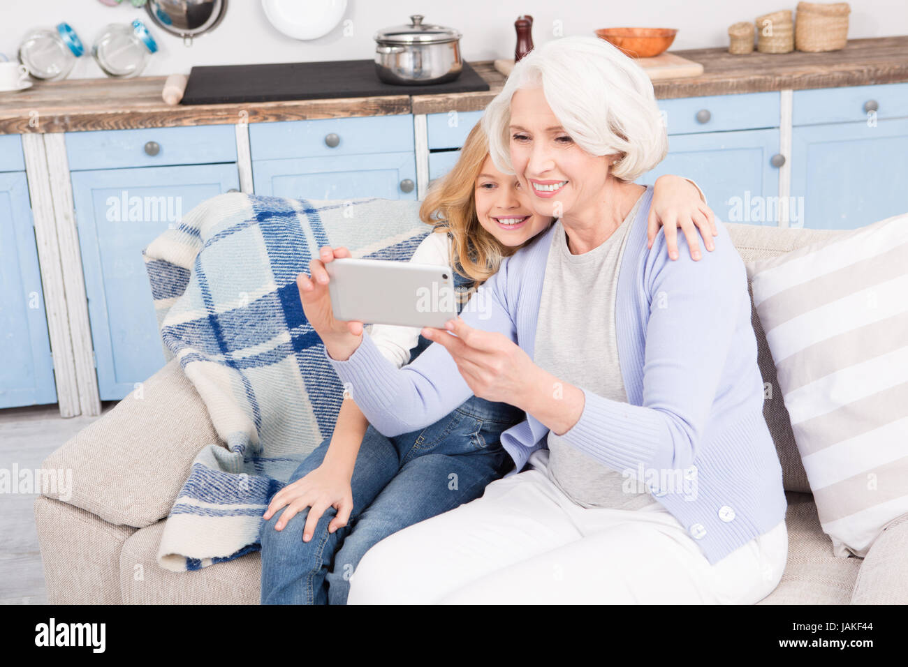 Selfie Mit Oma Fotos Und Bildmaterial In Hoher Auflösung Alamy