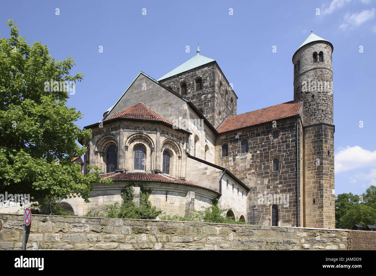 Hildesheim saint michael church -Fotos und -Bildmaterial in hoher ...