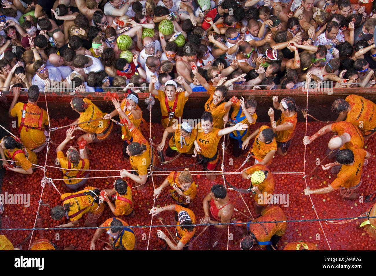 Region spain bunol tomatina tomato valencia crowd festival visitor ...