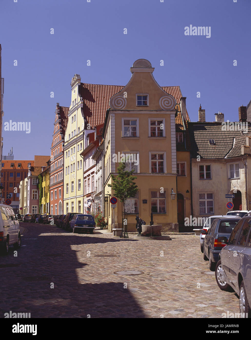 Deutschland, Mecklenburg-Vorpommern, Stralsund, Fährstrasse, Fassaden ...