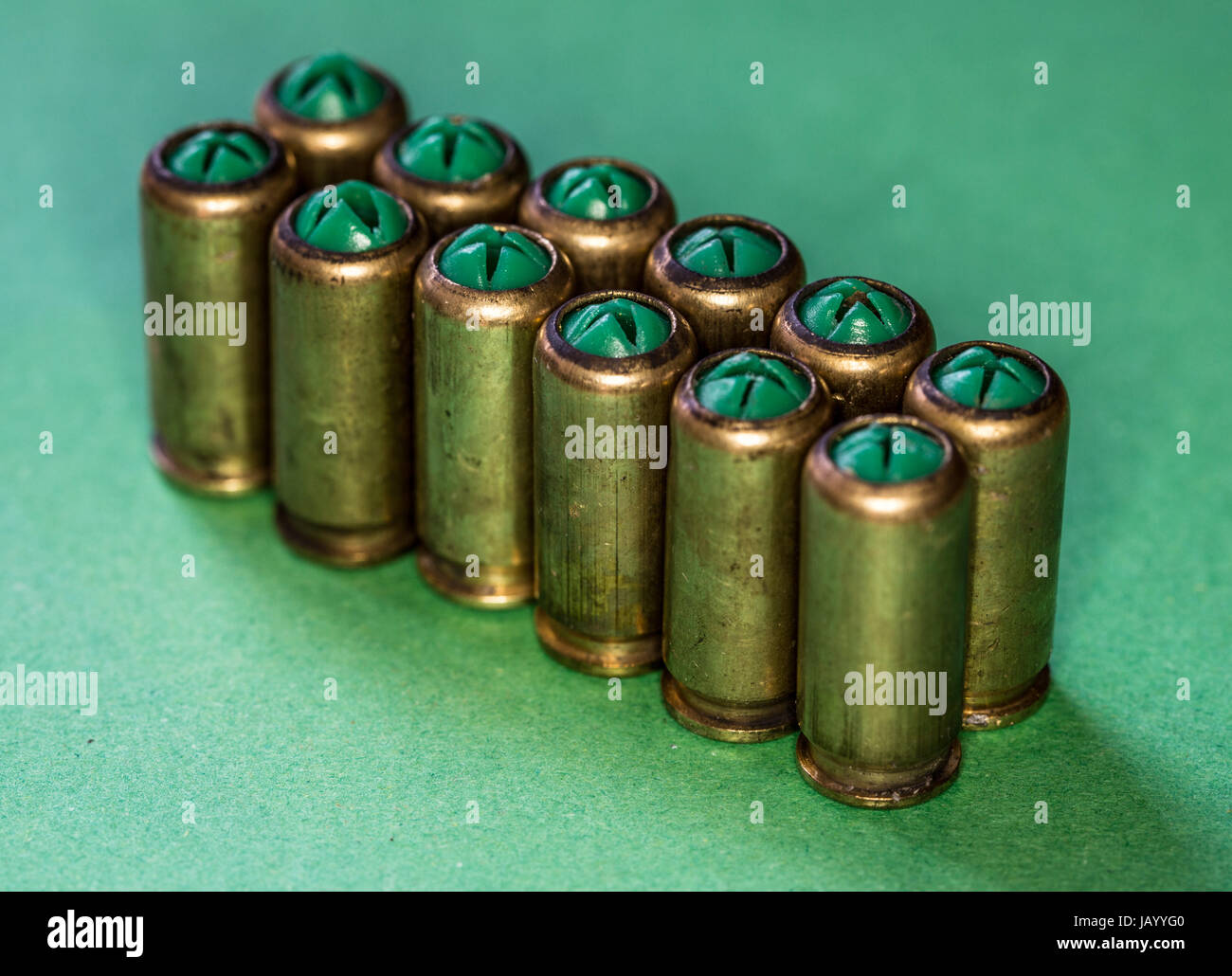 Blank ammunition -Fotos und -Bildmaterial in hoher Auflösung – Alamy
