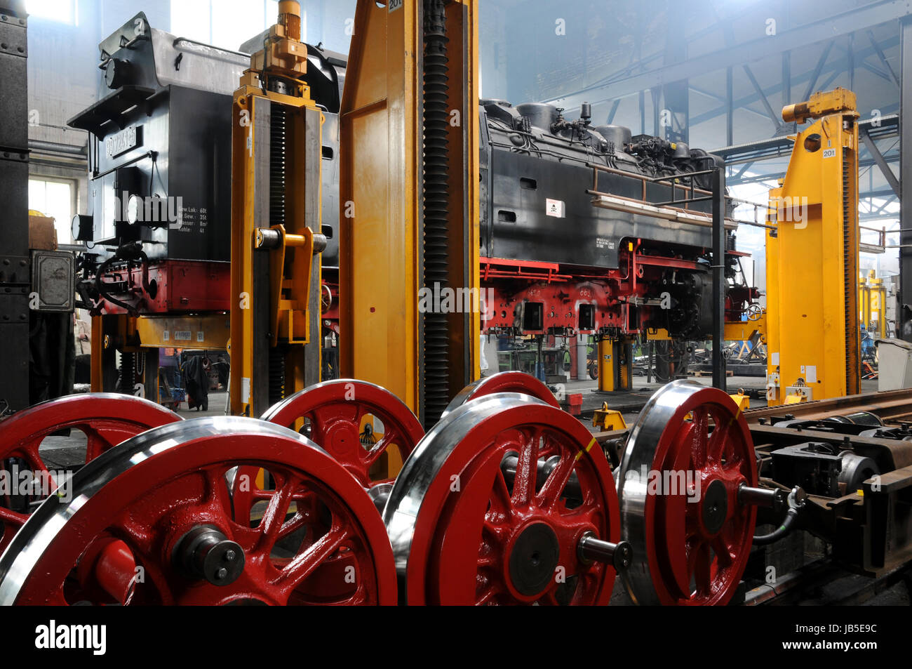 Old timer steam locomotive -Fotos und -Bildmaterial in hoher Auflösung ...