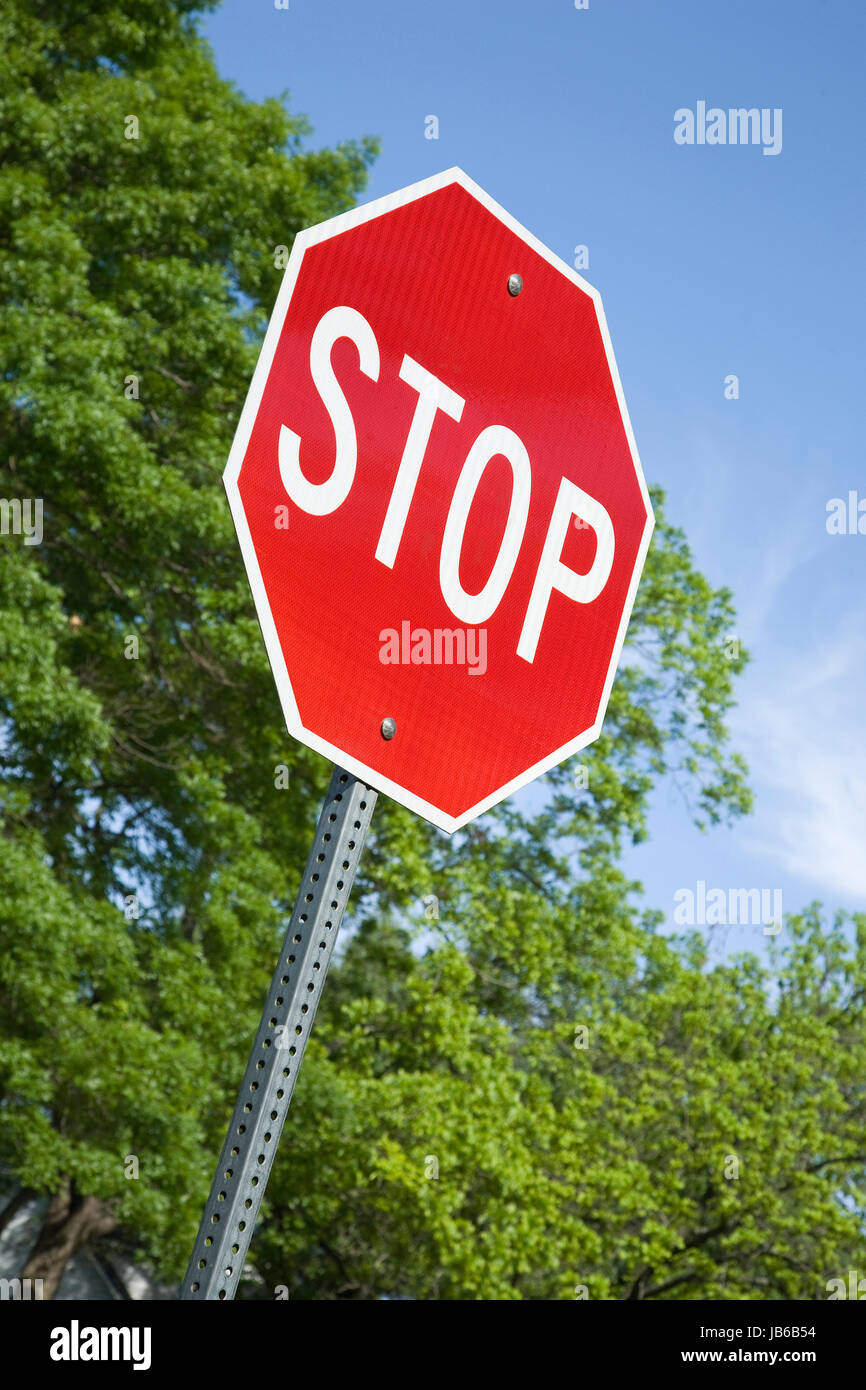 Standard stoppschild -Fotos und -Bildmaterial in hoher Auflösung – Alamy