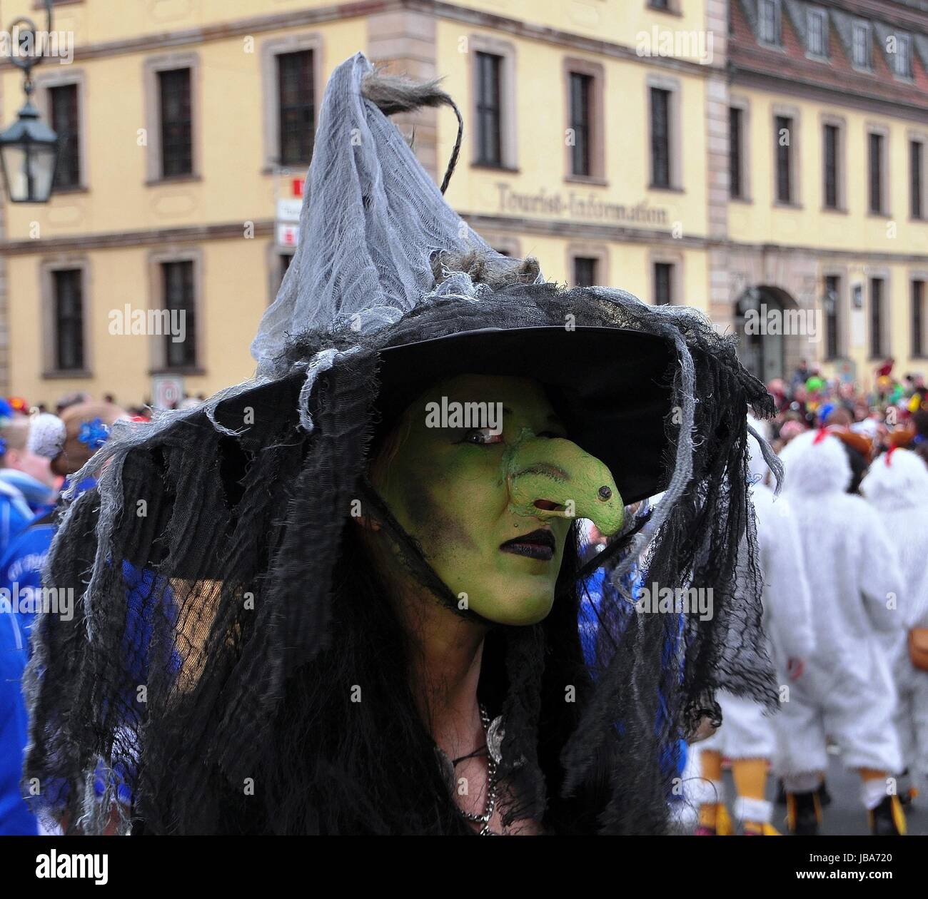 Riese und hexe -Fotos und -Bildmaterial in hoher Auflösung – Alamy