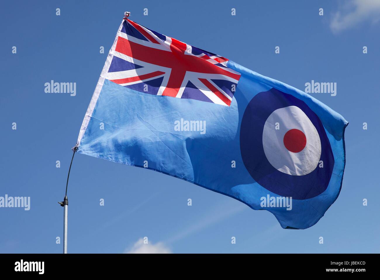 Raf ensign flag -Fotos und -Bildmaterial in hoher Auflösung – Alamy