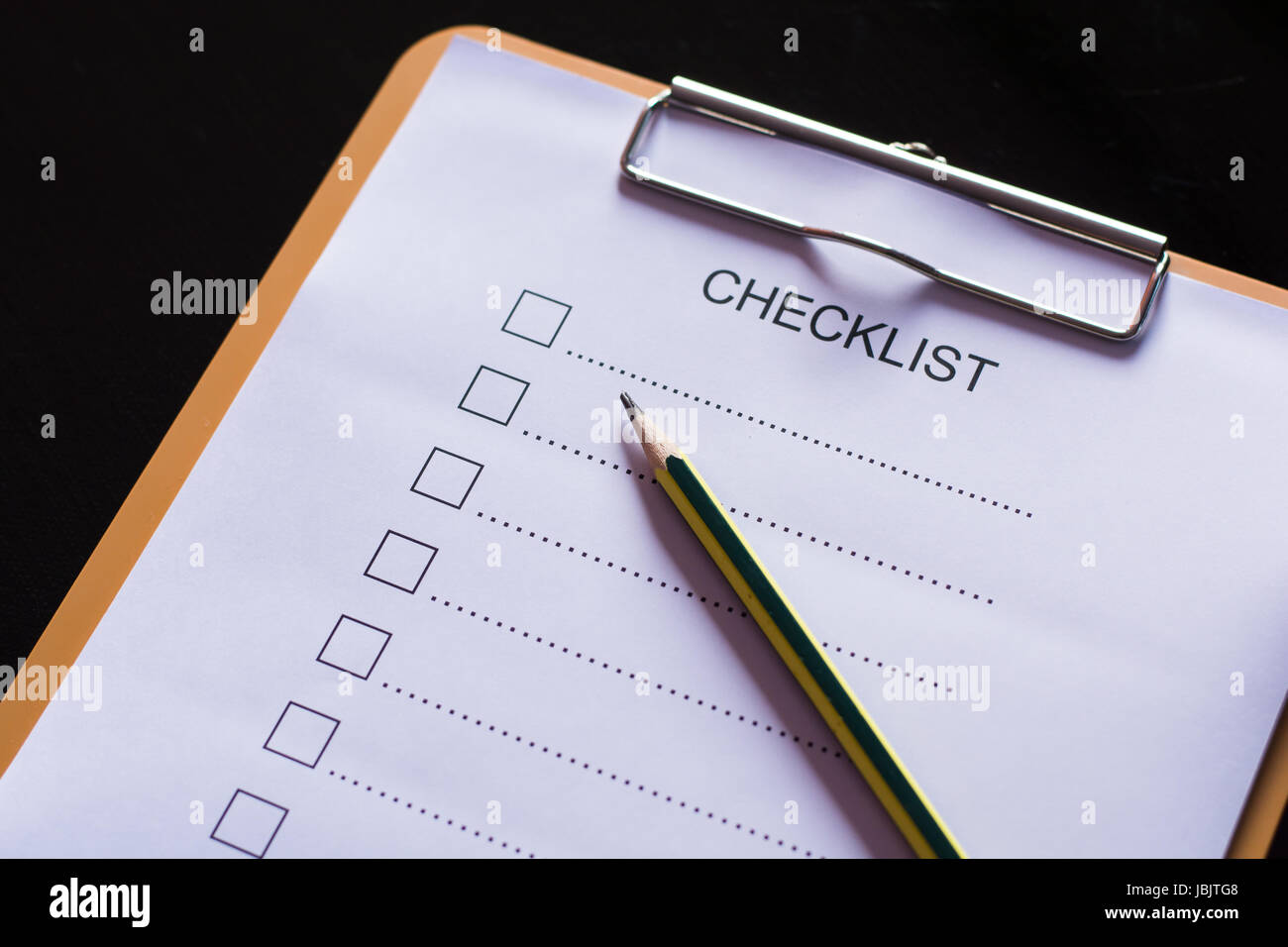 Checkliste Konzept - Checkliste, Papier und einen Stift mit Checkliste ...
