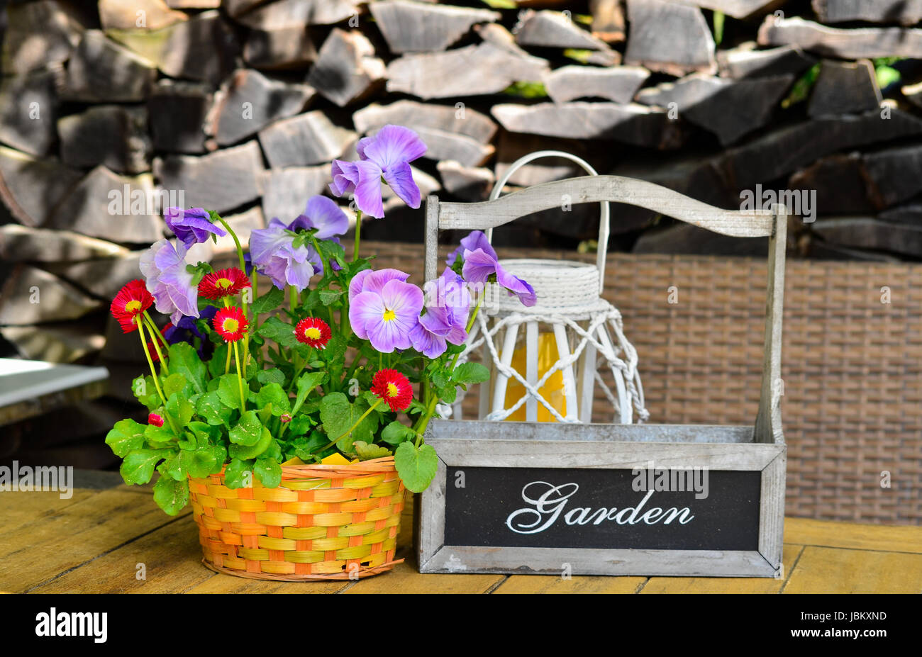 Idyllische terrasse -Fotos und -Bildmaterial in hoher Auflösung – Alamy