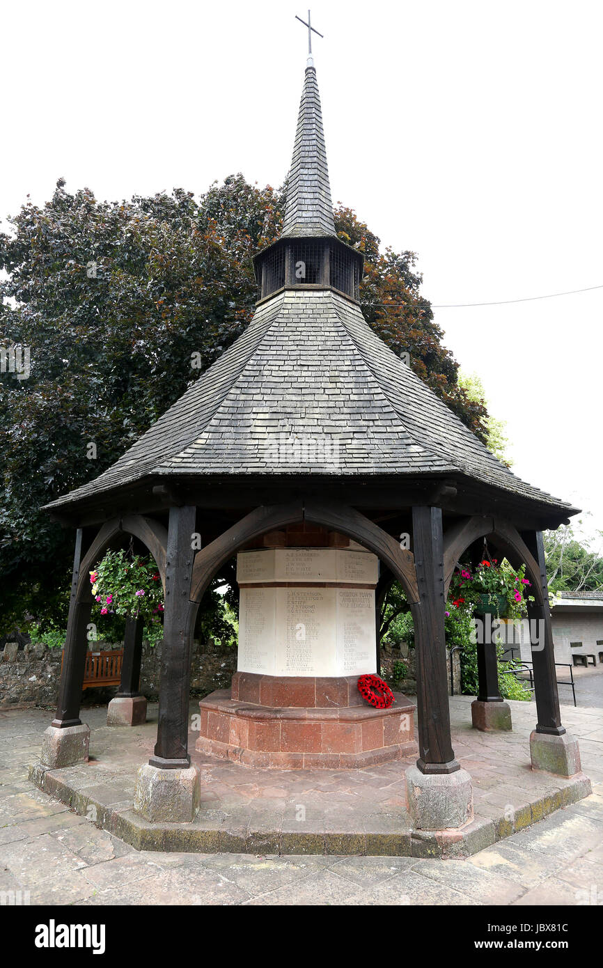 Bild von Mark Passmore. 06.11.2017 GV von Crediton Kriegerdenkmal in ...
