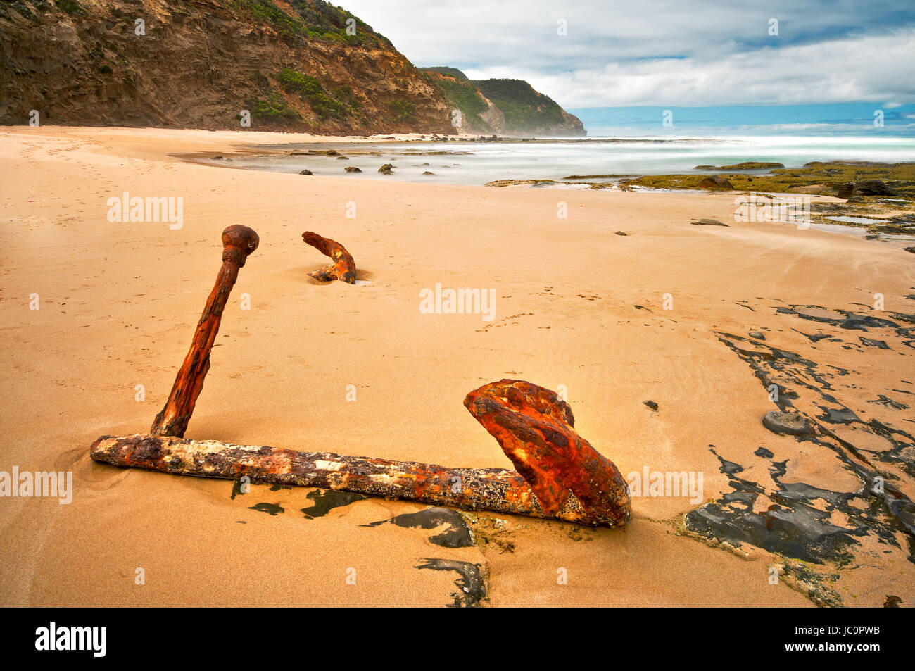 Rusty anchor shipwreck -Fotos und -Bildmaterial in hoher Auflösung – Alamy