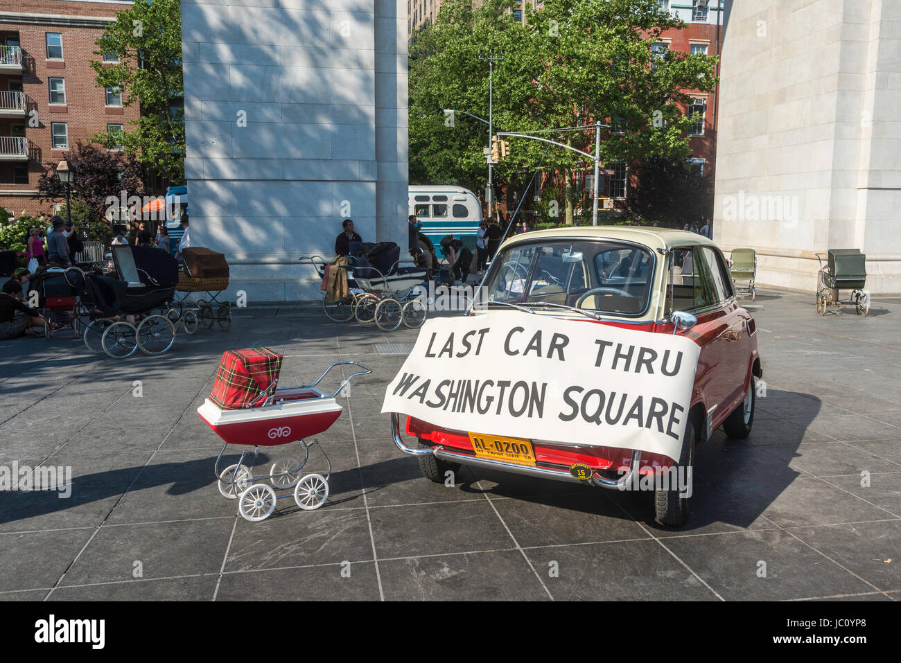 Das Letzte Auto Durch Washington Square Fotos Und Bildmaterial In Hoher Auflösung Alamy