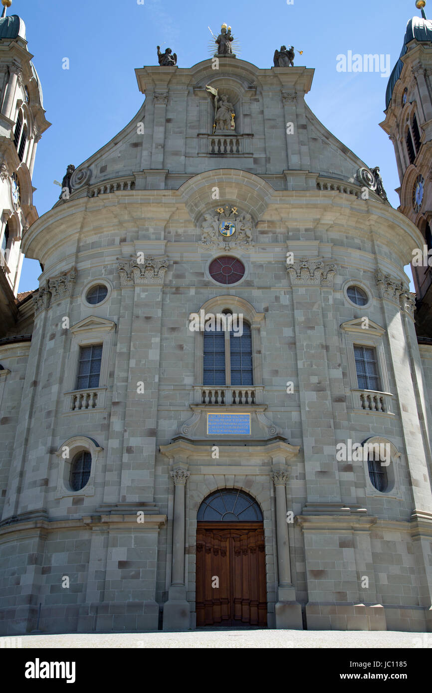 Die abtei von einsiedeln -Fotos und -Bildmaterial in hoher Auflösung - Seite 2 - Alamy