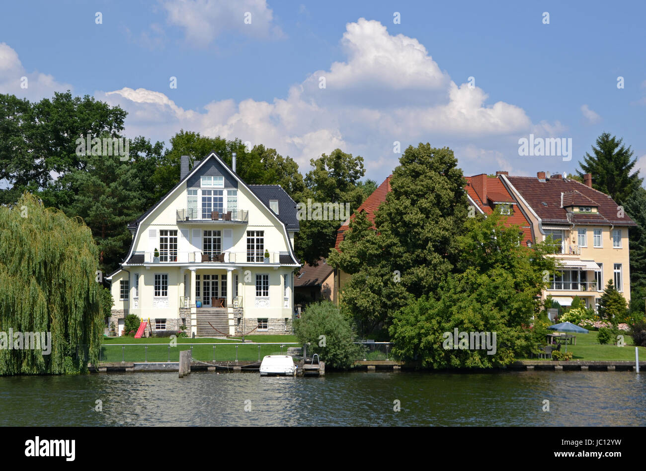 Villen Berlin Stockfotos und -bilder Kaufen - Alamy