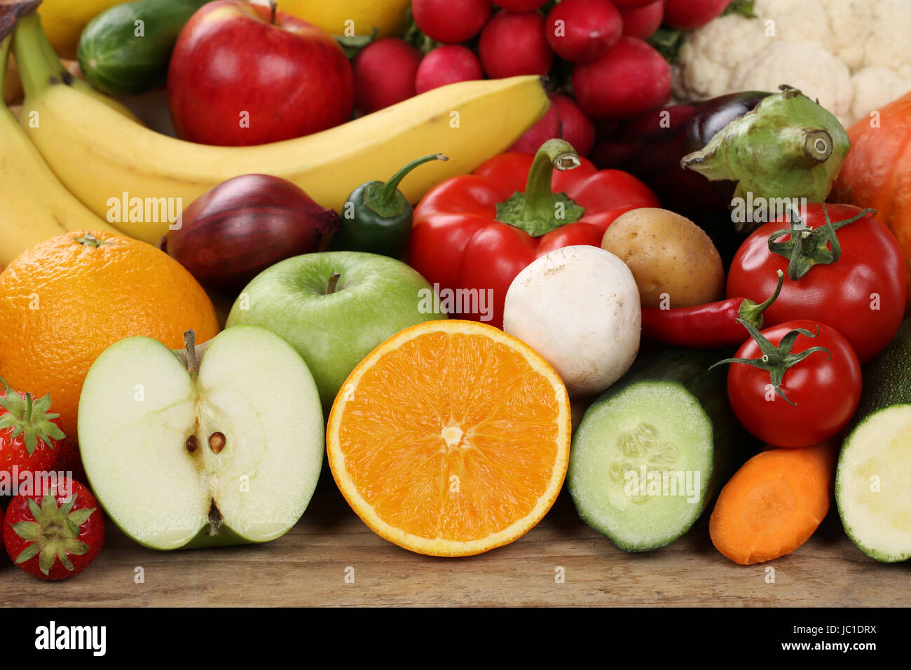 Fruchte und gemuse -Fotos und -Bildmaterial in hoher Auflösung – Alamy