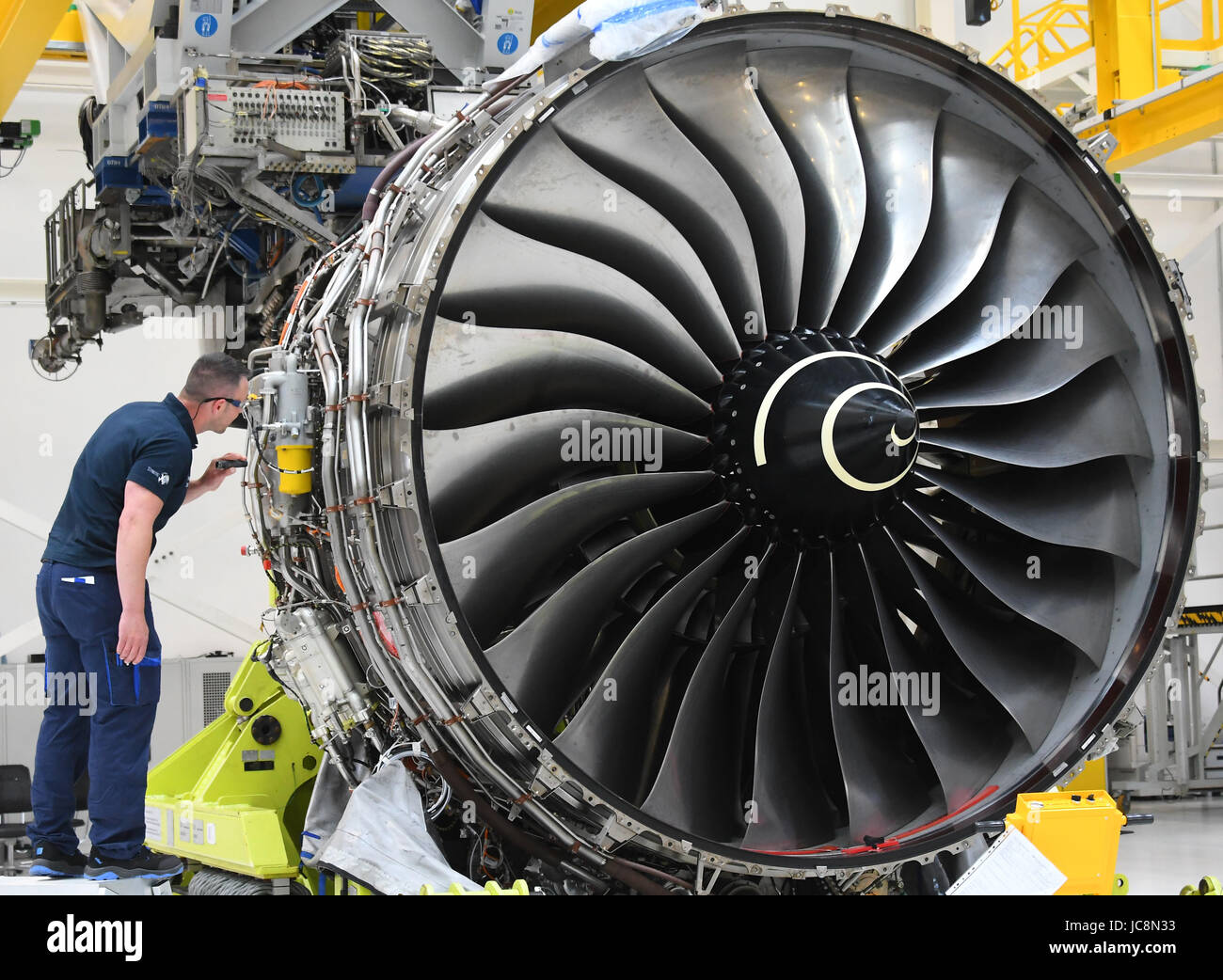 Dahlewitz, Deutschland. 14. Juni 2017. Eine neue Art von Flugzeugmotor ...