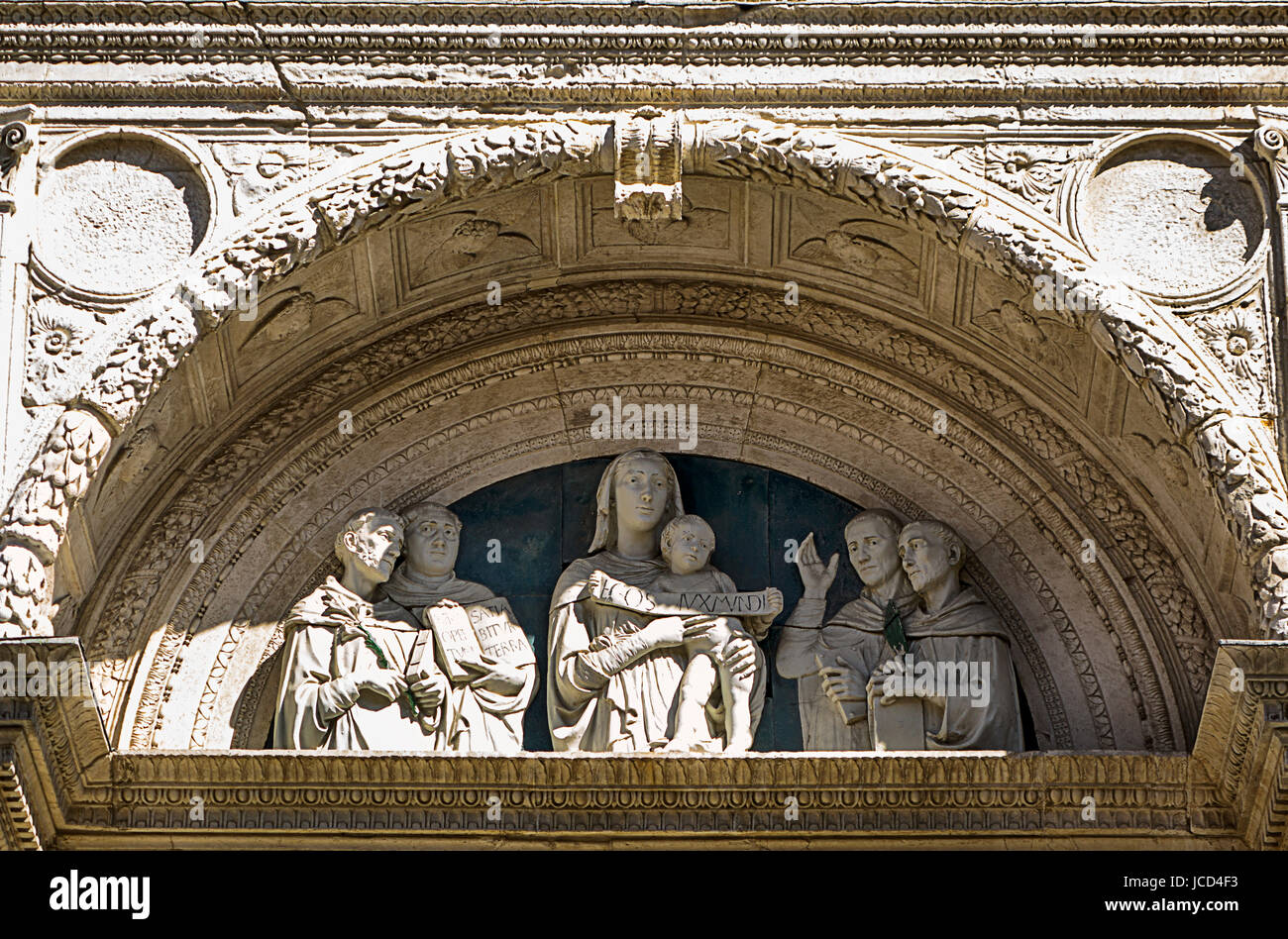Della robbia -Fotos und -Bildmaterial in hoher Auflösung – Alamy