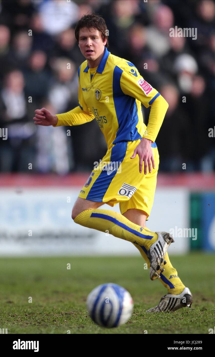 LEIGH BROMBY LEEDS UNITED FC STOCKPORT COUNTY V LEEDS UNITED EDGELEY ...