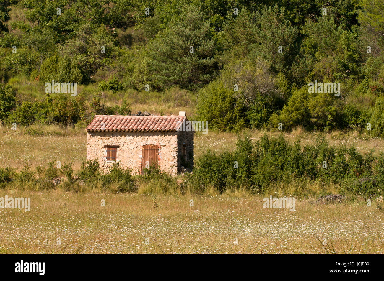 Provence bauernhaus -Fotos und -Bildmaterial in hoher Auflösung – Alamy