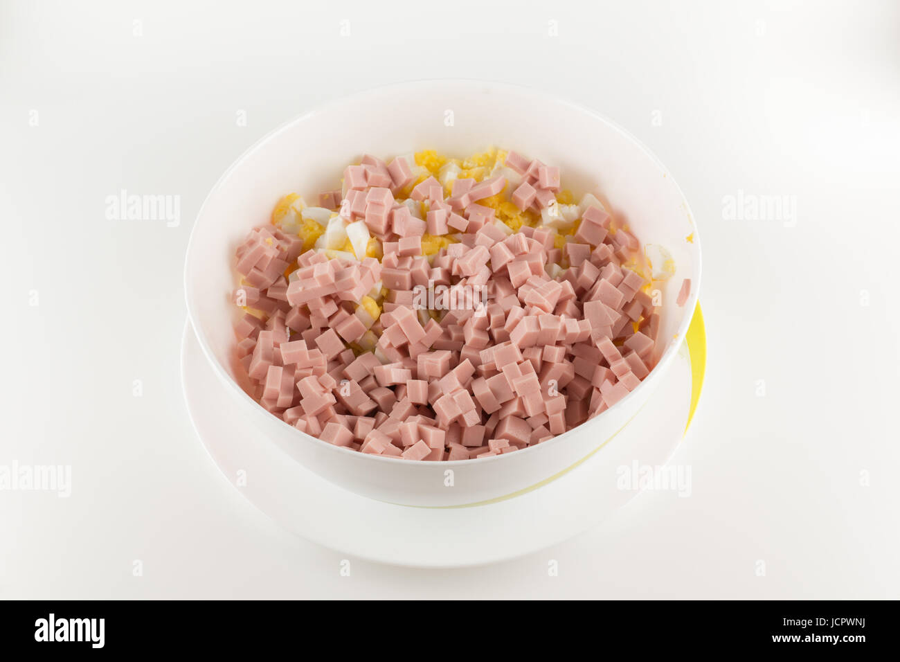 Wurstsalat mit erbsen -Fotos und -Bildmaterial in hoher Auflösung – Alamy