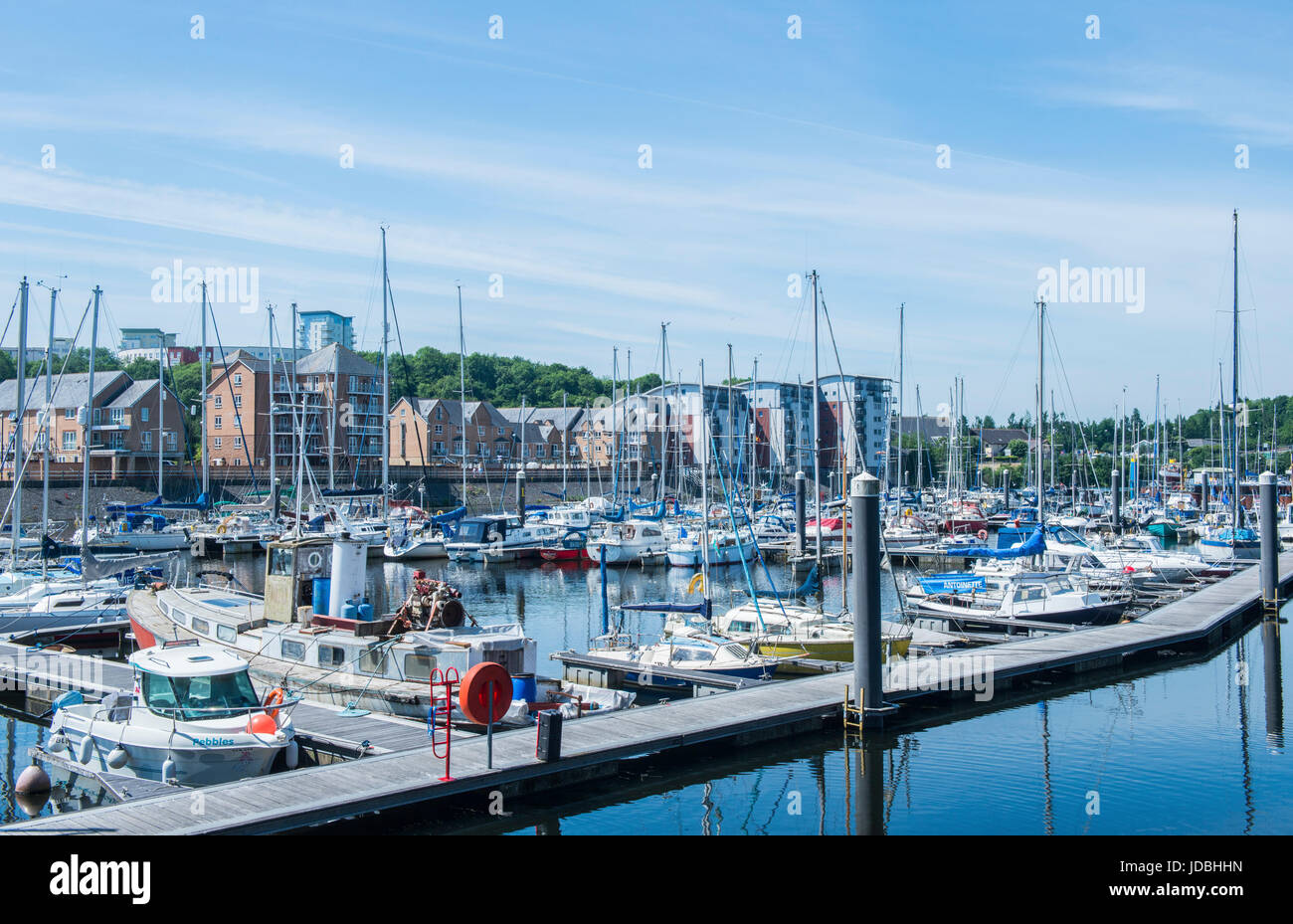 Cardiff bay marina -Fotos und -Bildmaterial in hoher Auflösung – Alamy