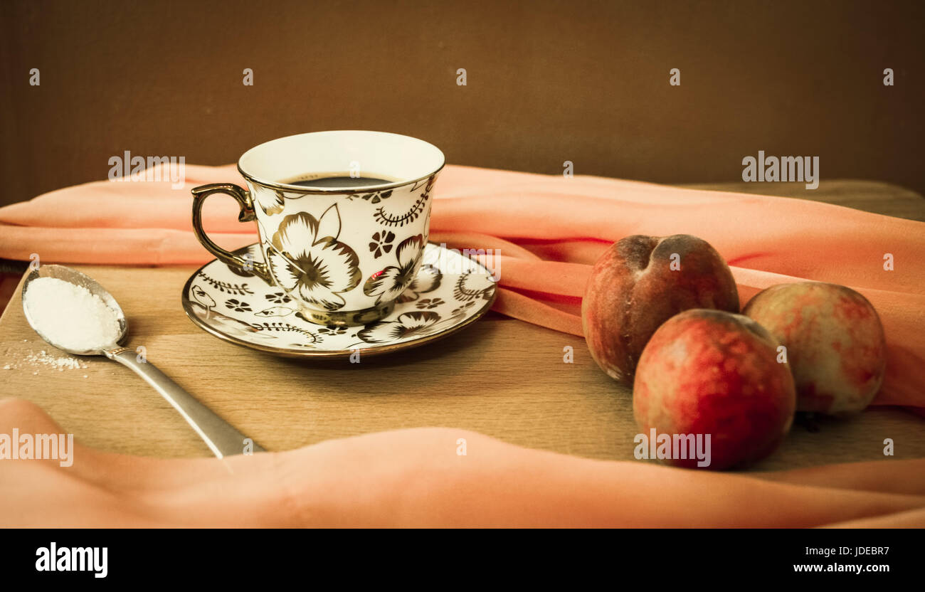 Nescafe tasse Stockfotos und -bilder Kaufen - Alamy