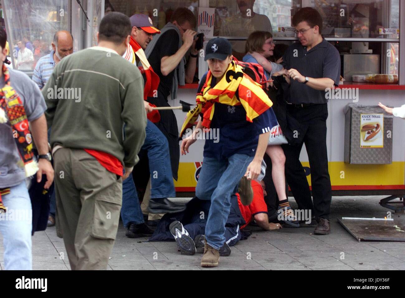 Galatasaray arsenal hooligans galatasaray arsenal -Fotos und ...