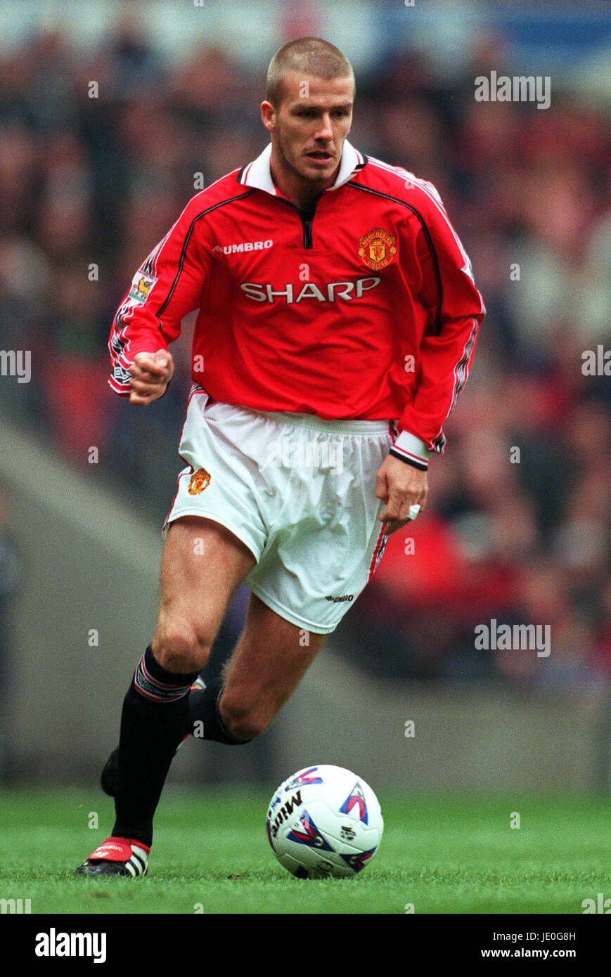 David beckham 2000 -Fotos und -Bildmaterial in hoher Auflösung – Alamy
