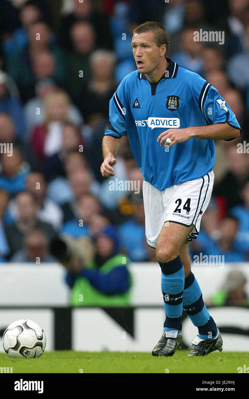 Steve howey manchester city fc -Fotos und -Bildmaterial in hoher ...
