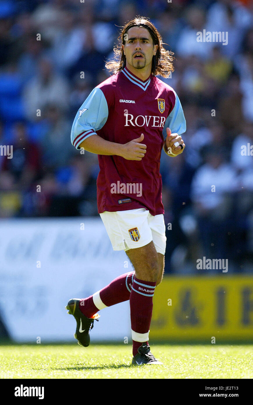 Juan pablo angel of aston villa -Fotos und -Bildmaterial in hoher ...