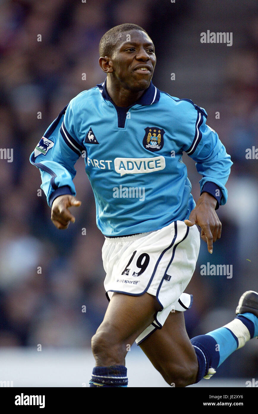 Manchester city shaun wright phillips -Fotos und -Bildmaterial in hoher ...