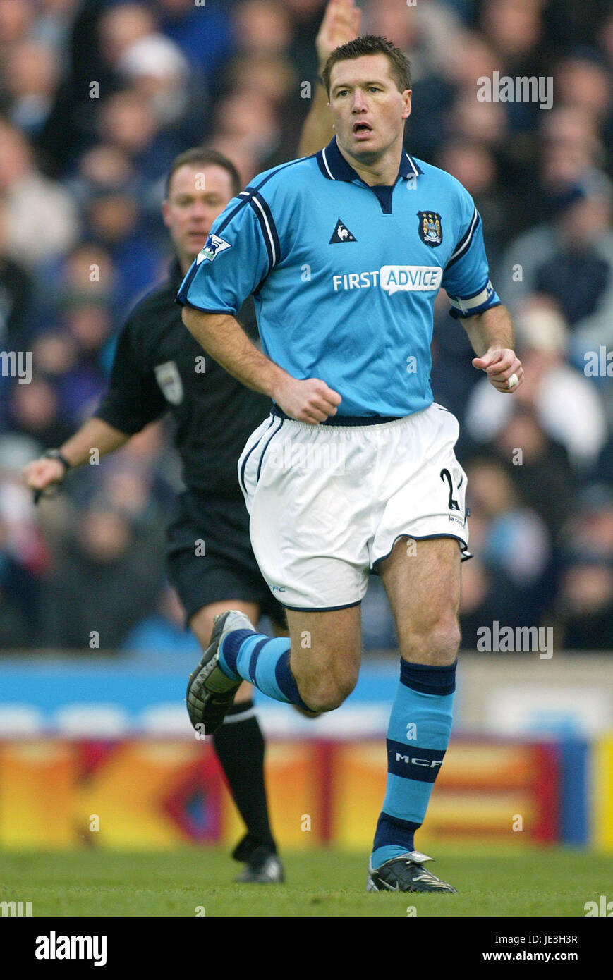 Steve howey manchester city fc -Fotos und -Bildmaterial in hoher ...