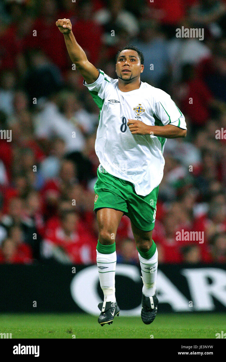 JEFF WHITLEY Nord Irland & Manchester CITY FC MILLENNIUM Stadion ...