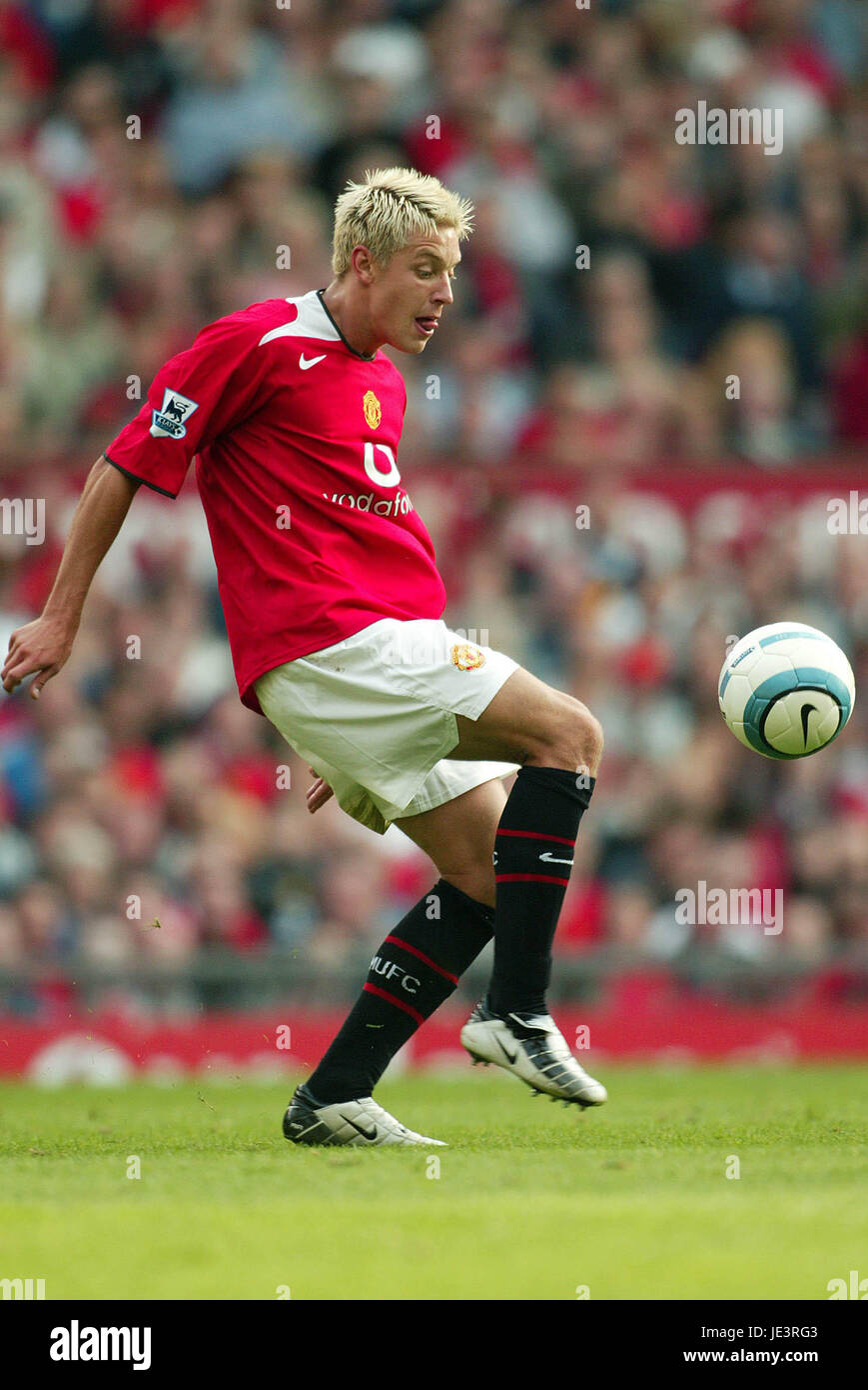 ALAN SMITH MANCHESTER UNITED FC OLD TRAFFORD MANCHESTER ENGLAND 21 ...