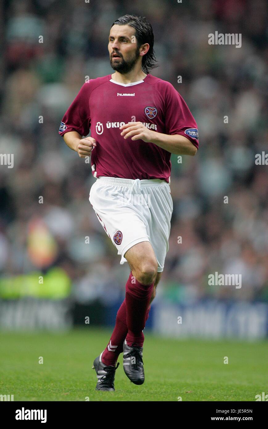 PAUL HARTLEY HEART OF MIDLOTHIAN FC PARK Kopf Stadion CELTIC PARK ...