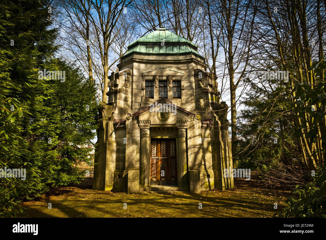 Mausoleum am friedhof ohlsdorf -Fotos und -Bildmaterial in hoher ...