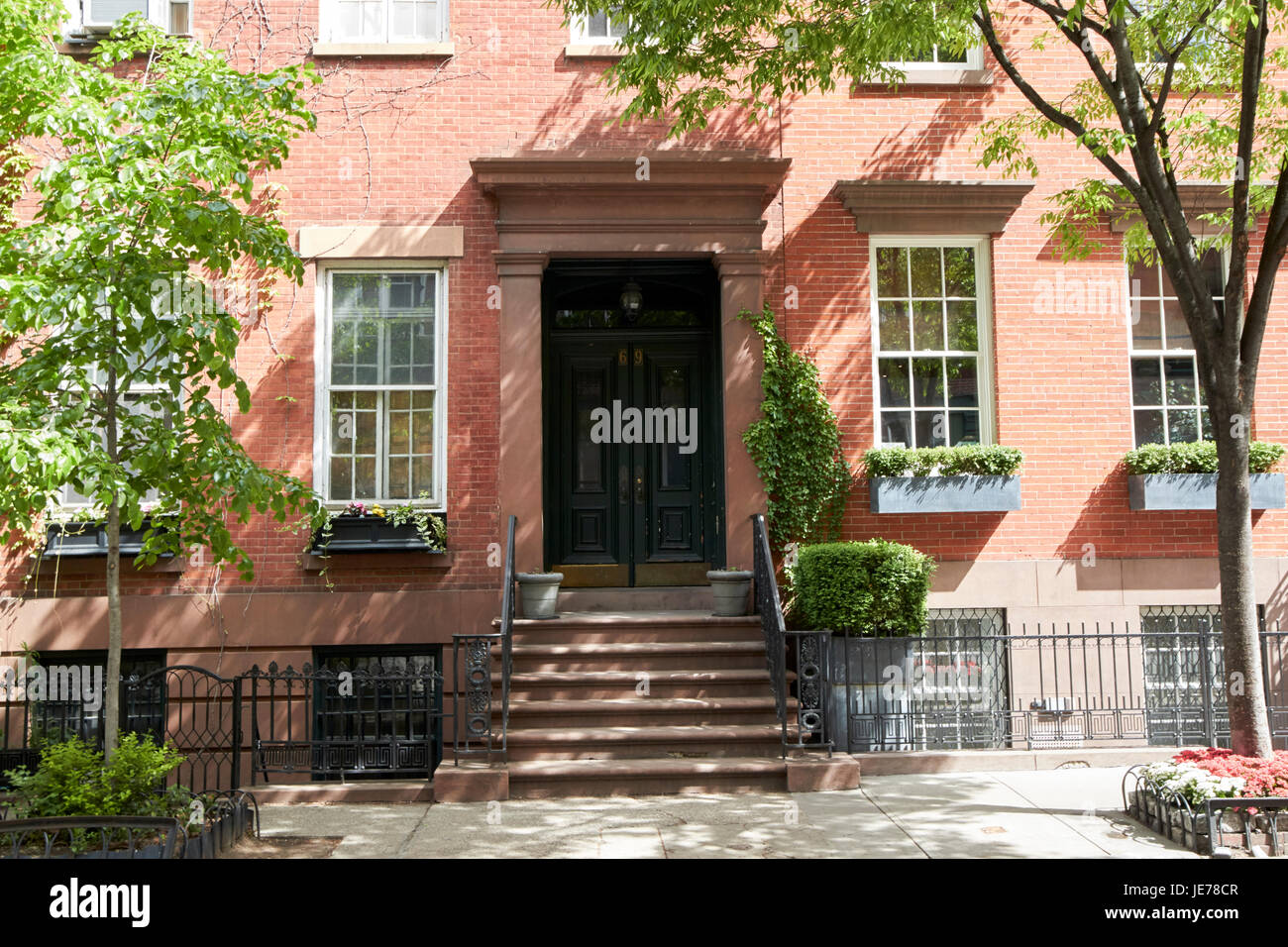 Amerikanisches stadthaus -Fotos und -Bildmaterial in hoher Auflösung ...