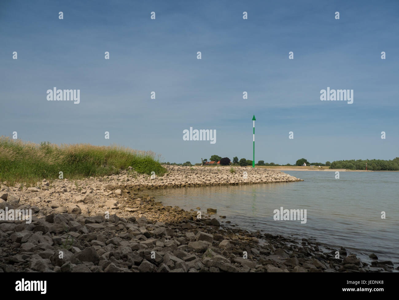 Buhnen auf rhein -Fotos und -Bildmaterial in hoher Auflösung – Alamy