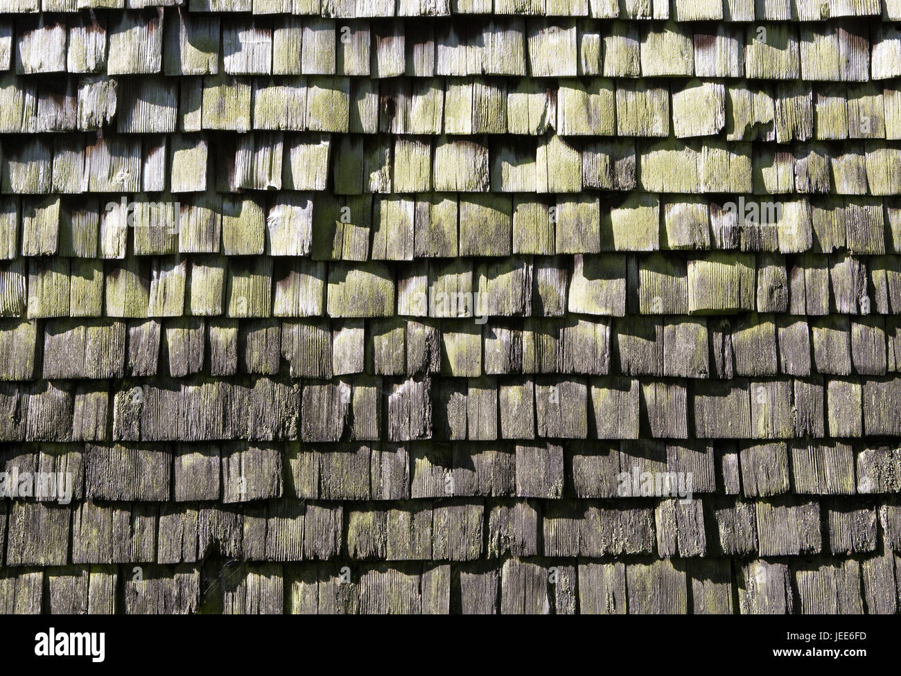Fassade mit holzschindeln -Fotos und -Bildmaterial in hoher Auflösung - Seite 3 - Alamy