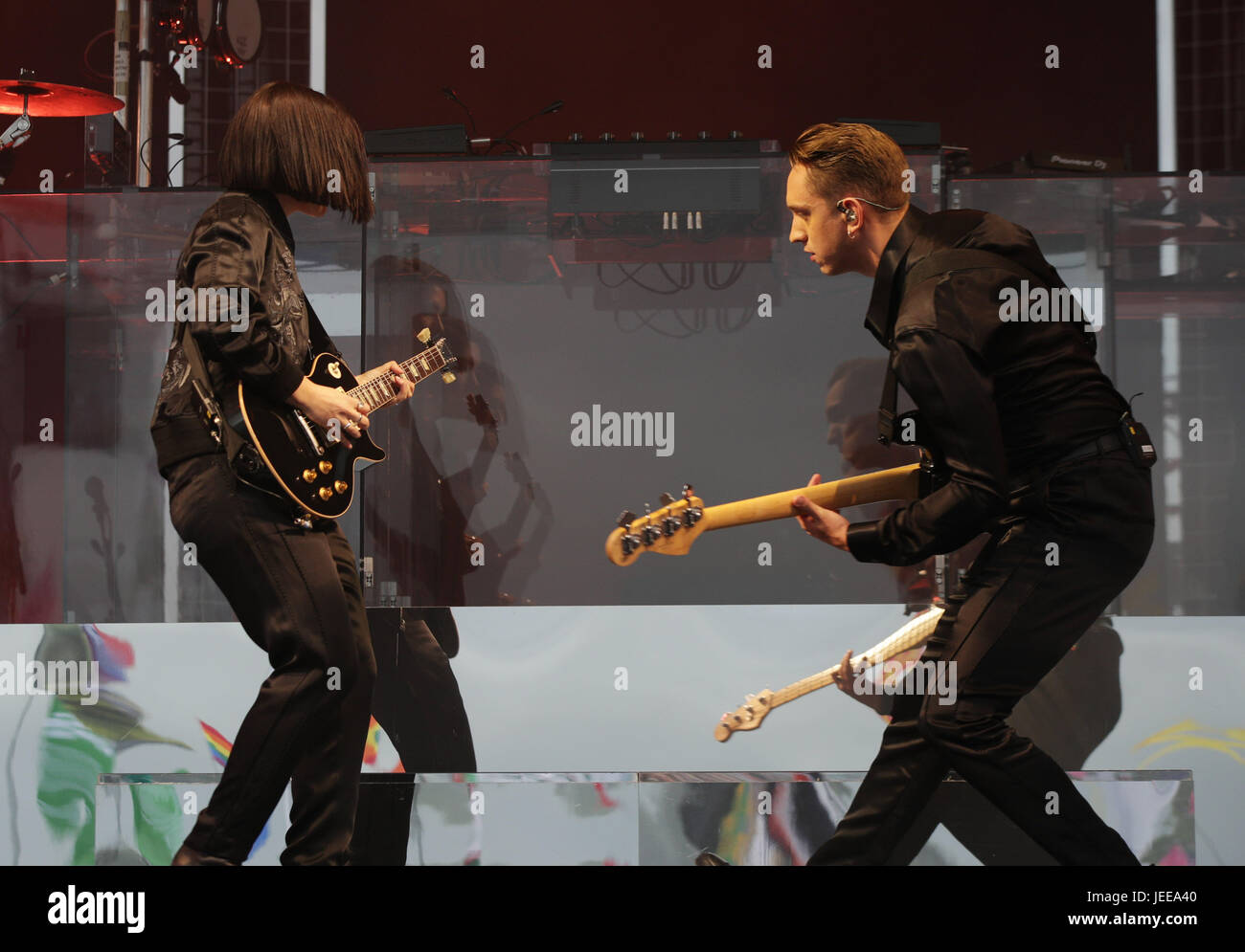 Romy Madley Croft und Oliver Sim der Durchführung auf der Pyramide ...