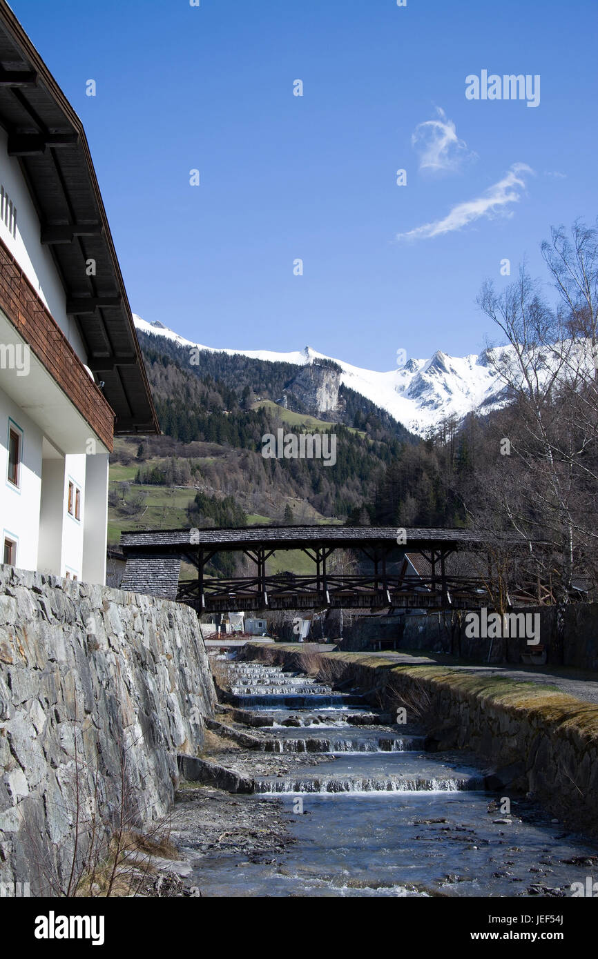 Flussbett der Holzwand Bach in Matrei, Österreich., Flussbett des ...