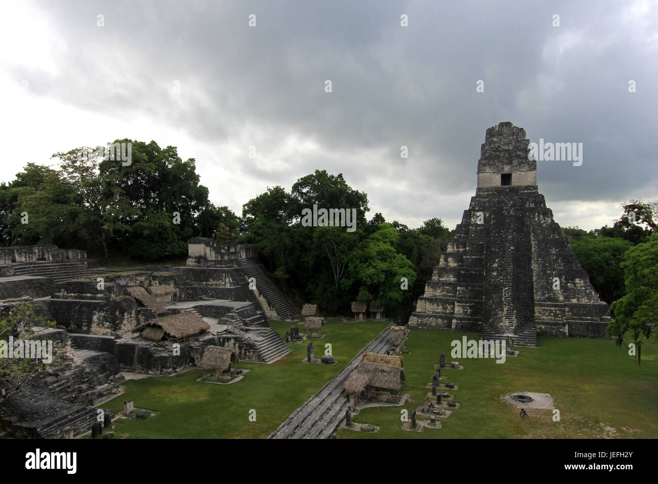 Die Maya-Ruinen von Tikal Guatemala Stockfotografie - Alamy