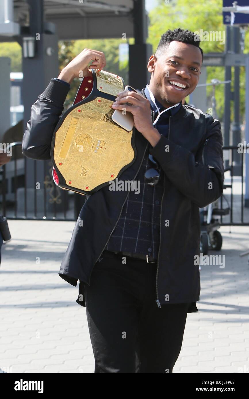 Chris Blue gesehen in den Universal Studios, wo wurde er von Mario ...