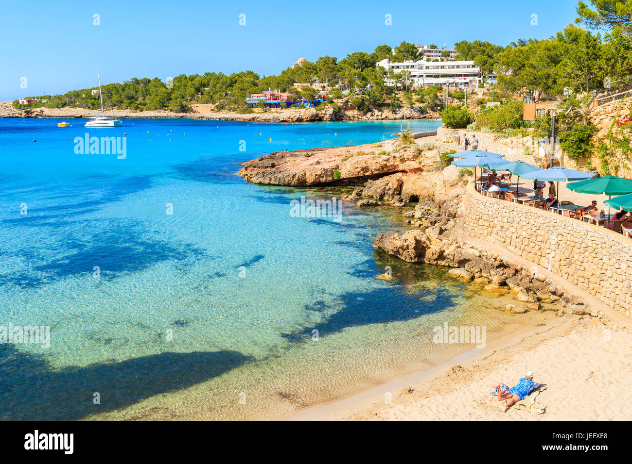 Portinatx restaurant -Fotos und -Bildmaterial in hoher Auflösung – Alamy