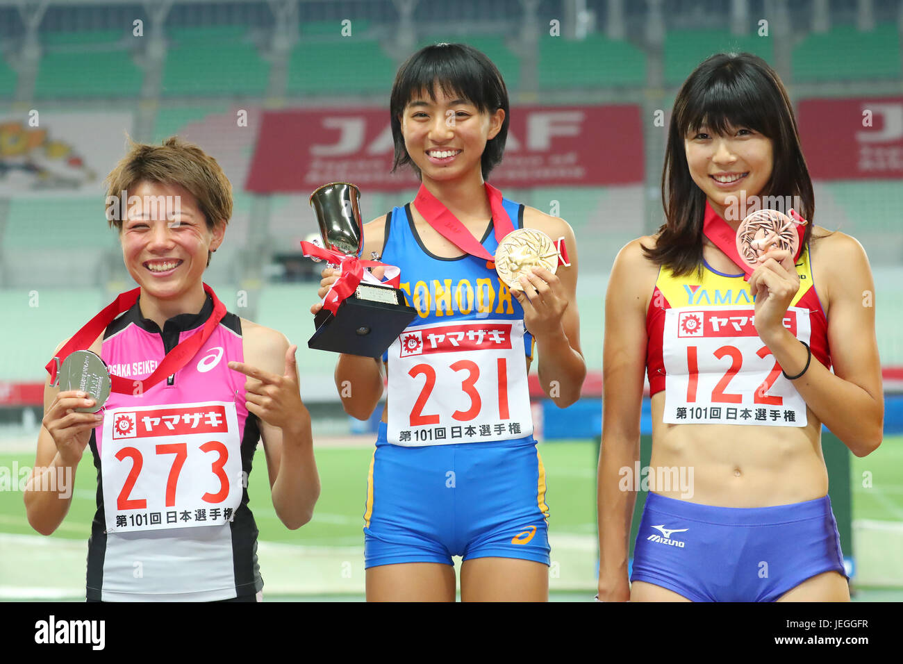 Yanmar Stadion Nagai, Osaka, Japan. 23. Juni 2017. (L, R) Erika ...