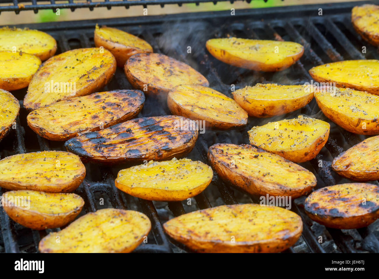 Kartoffeln Auf Dem Grill