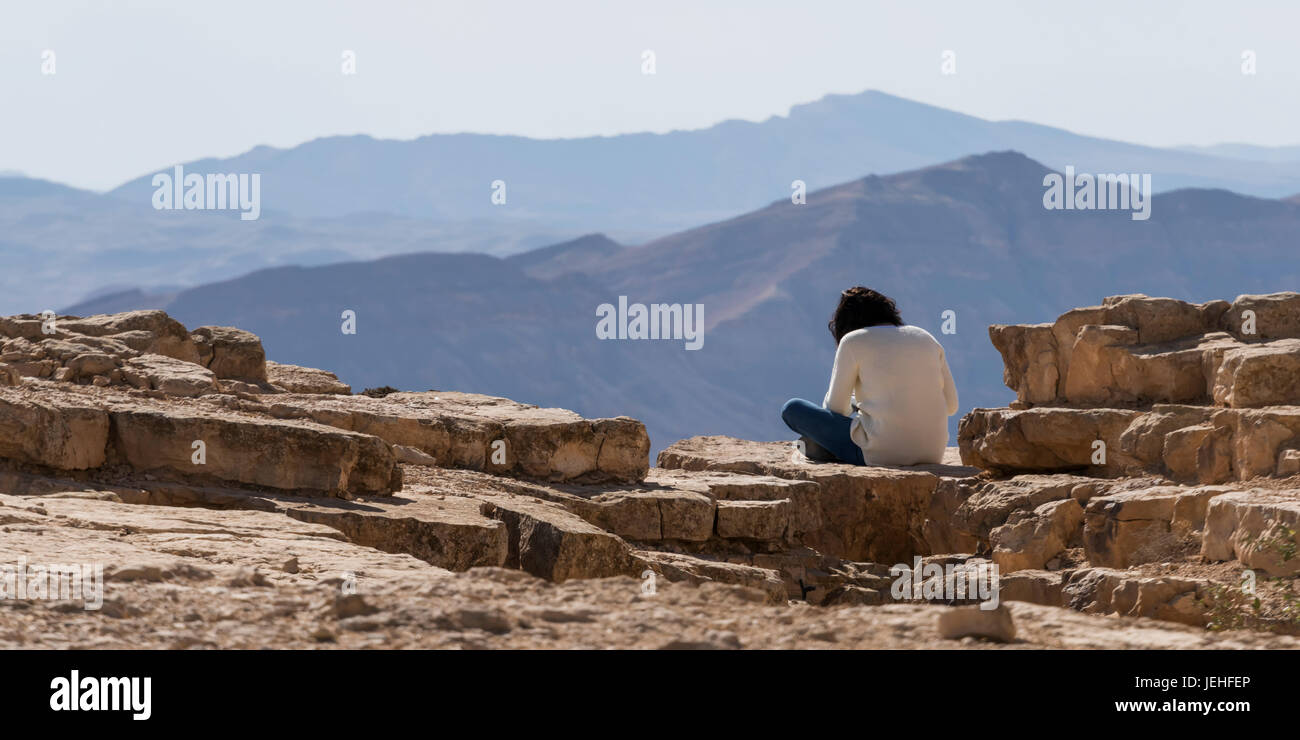 Mitzpe ramon krater -Fotos und -Bildmaterial in hoher Auflösung – Alamy