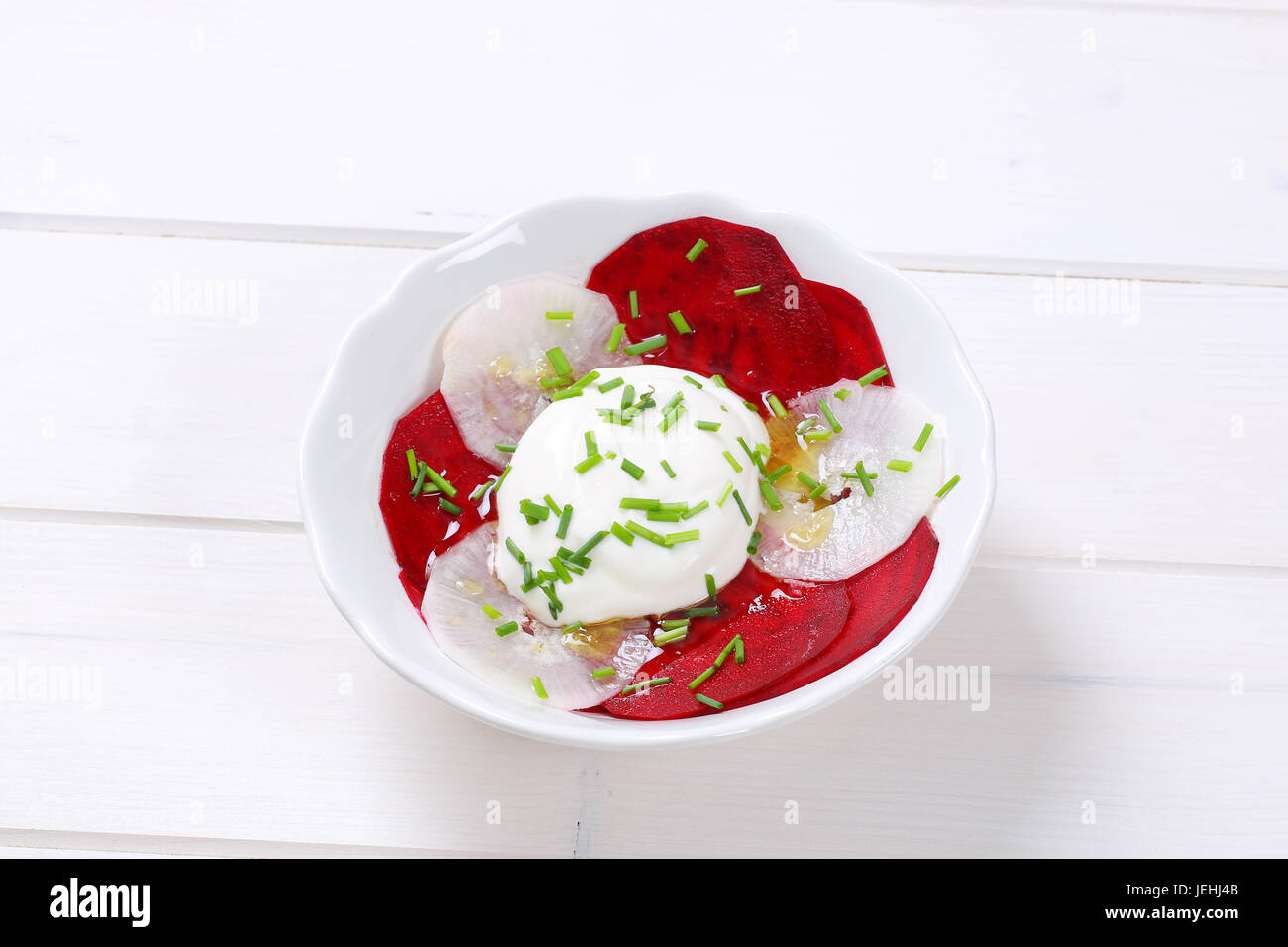 Roter daikon rettich -Fotos und -Bildmaterial in hoher Auflösung – Alamy