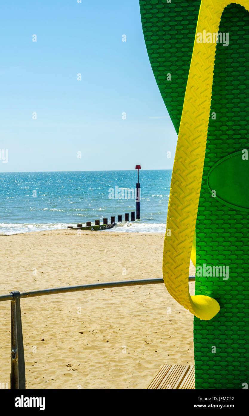 Dusche an der promenade -Fotos und -Bildmaterial in hoher Auflösung – Alamy